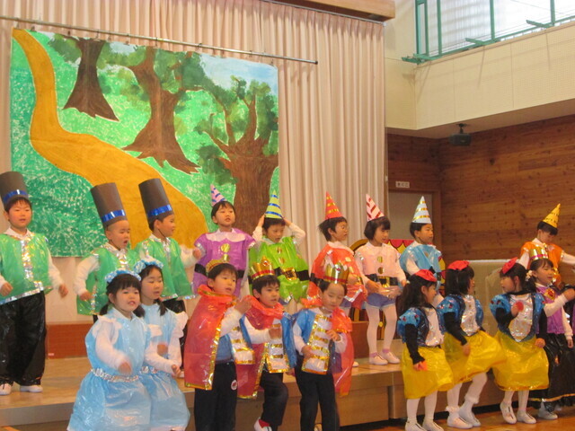 一人ひとりが輝いた発表会！: 篠ノ井幼稚園・わくわく